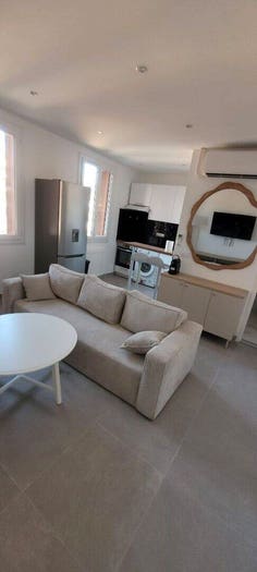 Appartement 2 pièces à louer - Madeleine, Nice