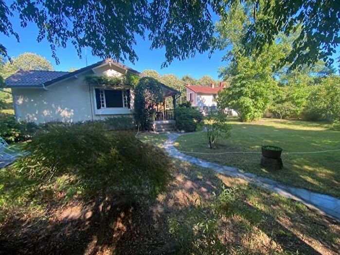 Maison à louer - Napoleon, Maisons-Laffitte - 5 pièces - 3 chambres