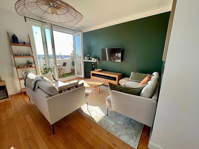 Appartement 3 pièces à louer - Agent Sarre-Centre-Les Vallées-La Garenne, Colombes