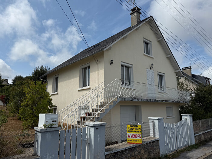 Maison 4 pièces à Sainte-Geneviève-sur-Argence, à vendre