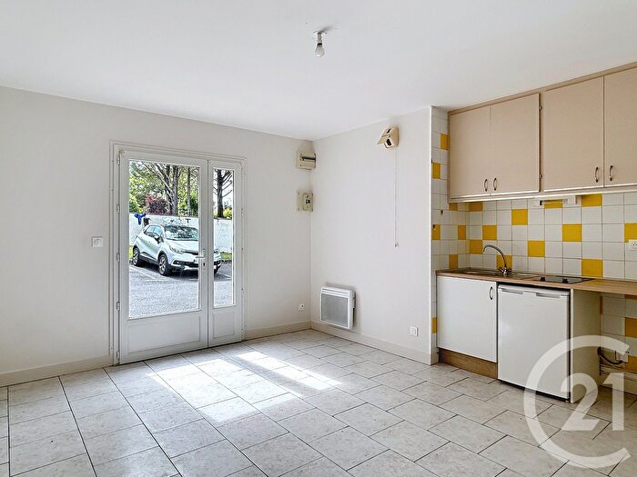 Appartement 2 pièces à louer - Saint-Michel