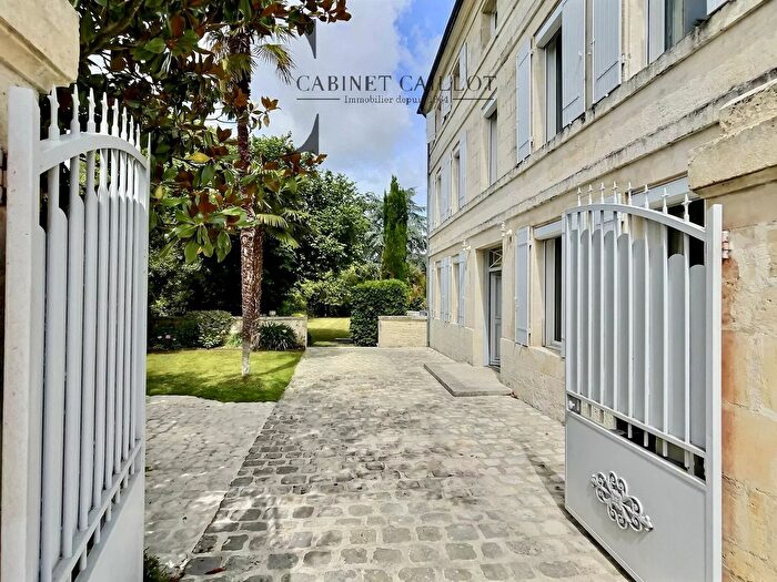 Maison 10 pièces à vendre - Saintes