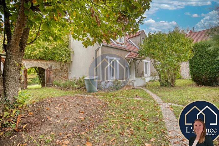 Maison à vendre - Montfort-lAmaury - 7 pièces - 3 chambres