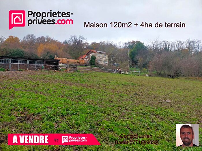 Maison à vendre - Chaptuzat - 5 pièces - 3 chambres