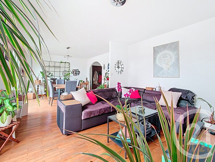 Appartement 5 pièces à vendre à Montbéliard, Centre-ville, Prairie, Batteries du Parc, Charmontet