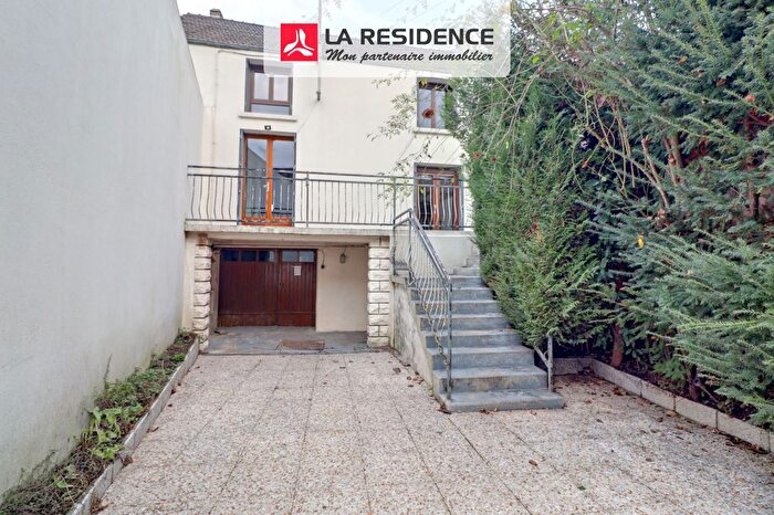 Maison à vendre - Maurecourt - 4 pièces - 2 chambres