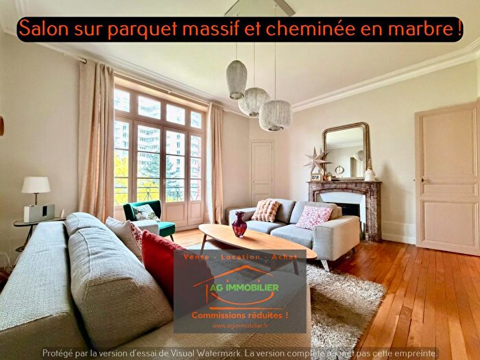 Appartement à vendre - Quartiers Centre, Saint-Hélier, Gare - 6 pièces - 4 chambres