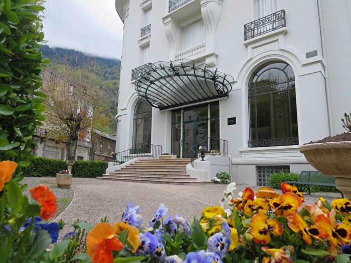 Appartement à vendre - Bagnères-de-Luchon - 3 pièces - 2 chambres