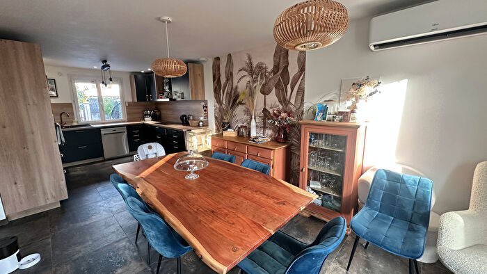 Maison à vendre - Guilherand-Granges - 4 pièces - 3 chambres