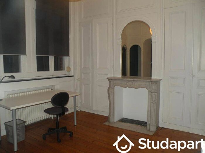 Appartement 1 pièce à louer à Edouard Vaillant-Vauban-Barbieux, Roubaix