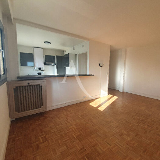 Appartement 3 pièces à Joinville-le-Pont, Centre-ville, à louer
