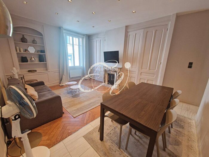 Appartement 3 pièces à louer - Centre, Écully