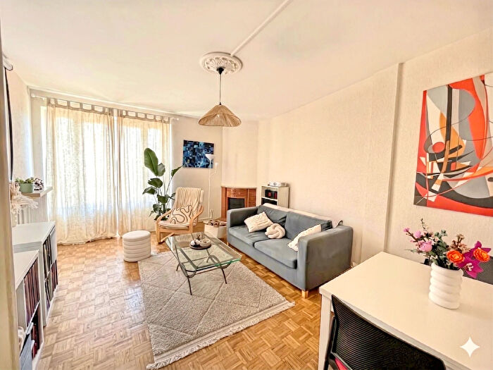 Appartement à vendre - Pau - 3 pièces - 2 chambres