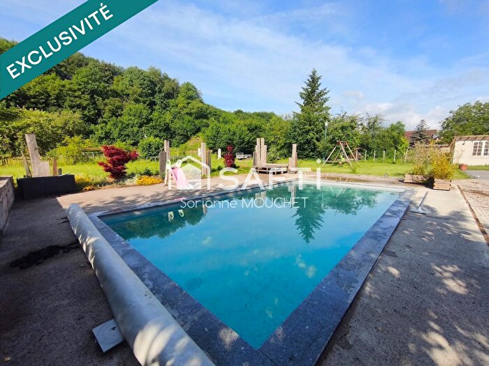 Saint-Maurice-Colombier : Maison 7 pièces à vendre