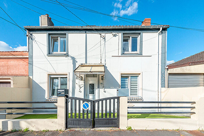 Maison 5 pièces à vendre à La Sentinelle