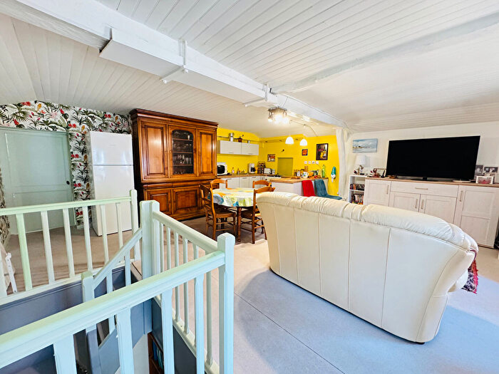 Appartement à vendre - Meursac - 3 pièces - 2 chambres