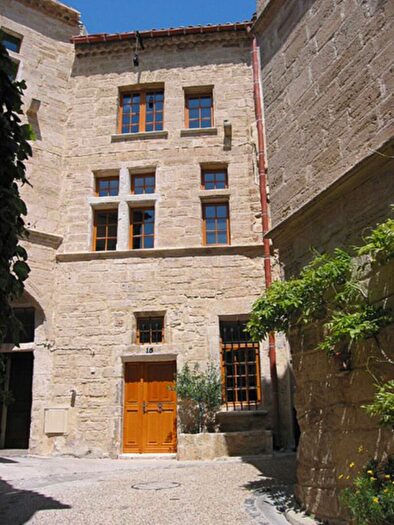 Maison à vendre - Nézignan-lévêque - 8 pièces - 5 chambres