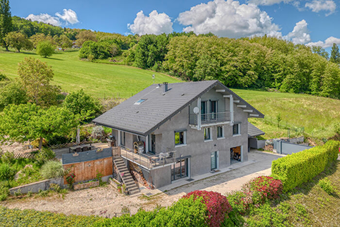 Maison 7 pièces à Albens, à vendre