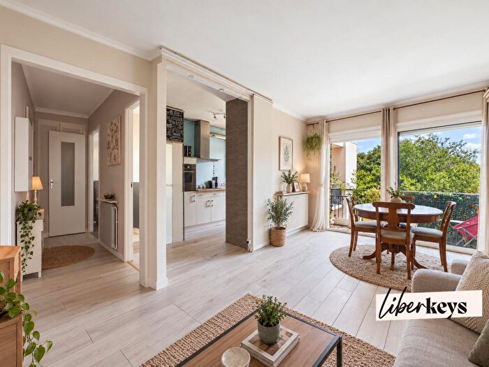 Appartement 3 pièces à vendre à Maurepas, L'Agiot