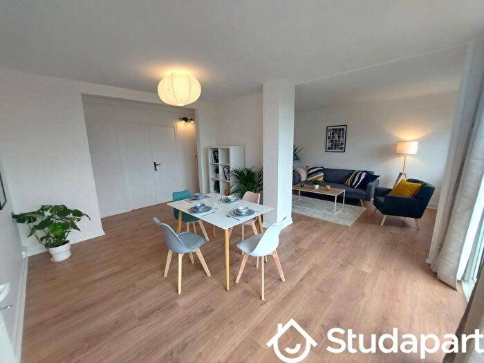 Appartement à louer - Chaufferie, Mont-Saint-Aignan - 1 pièce - 4 chambres