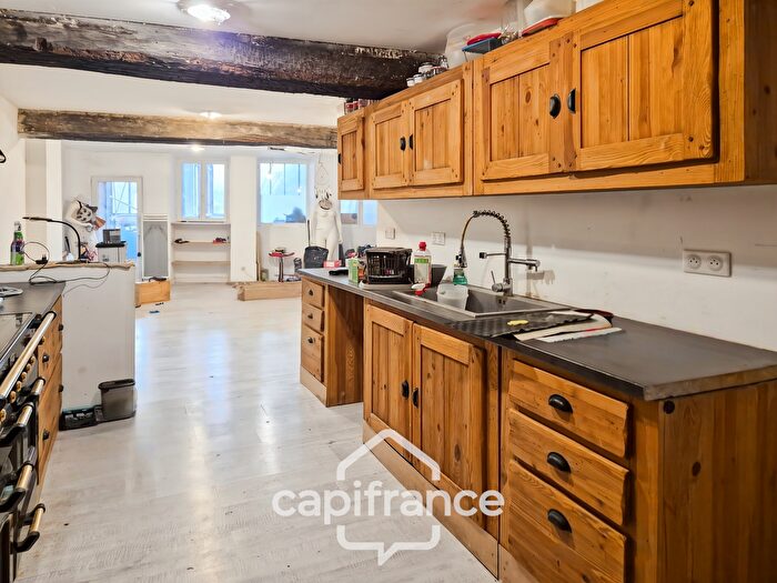 Maison 7 pièces à vendre à Saint-Jean-d'Angély
