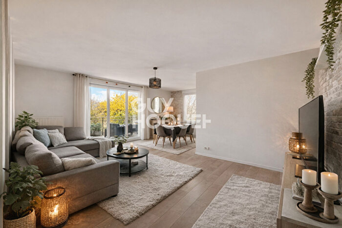 Appartement à vendre - Vaulx-en-Velin, Vaulx en Velin Sud - 4 pièces - 3 chambres