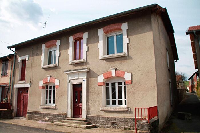 Brieulles-sur-Meuse : Maison 8 pièces à vendre