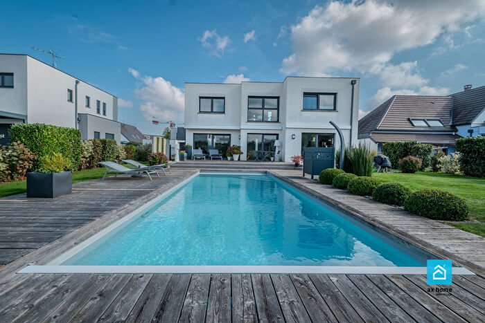 Maison à vendre - Holtzheim - 4 pièces - 3 chambres