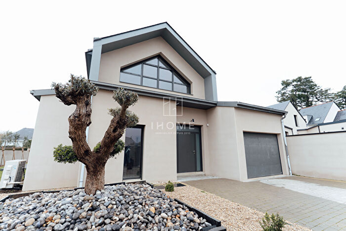 Maison à vendre - Bouchemaine - 8 pièces - 6 chambres