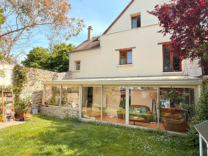 Maison à vendre - Triel-sur-Seine - 5 pièces - 3 chambres