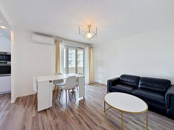 Appartement 3 pièces à louer à Le Vernay, Caluire-et-Cuire