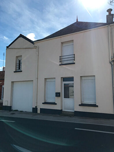 Saint-Macaire-en-Mauges : Maison 5 pièces à vendre