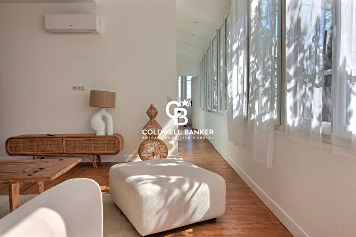 Maison à vendre - Arcachon, Saint-Ferdinand - 5 pièces - 4 chambres