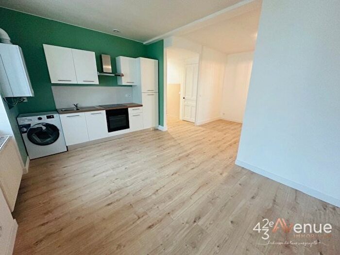 Appartement à vendre - Saint-Étienne, Méons, Le Soleil, Châteaucreux, Saint-François - 2 pièces - 1 chambre