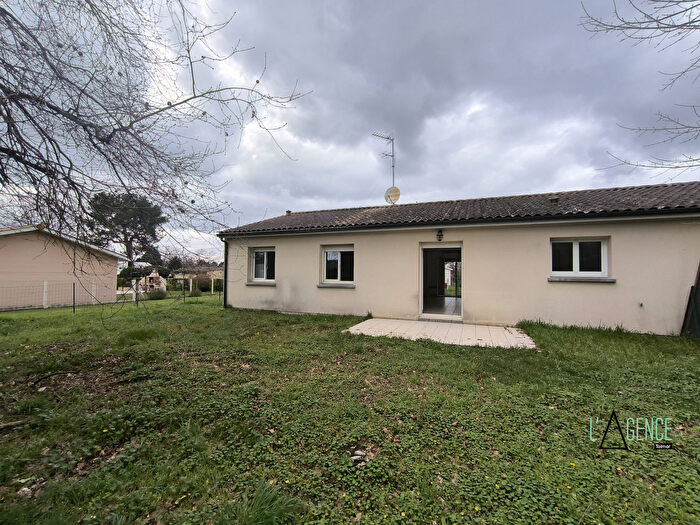 Maison à vendre - Étauliers - 4 pièces - 3 chambres
