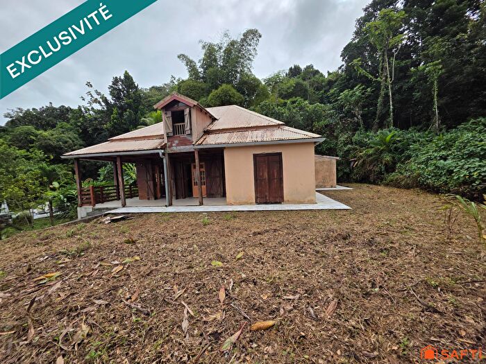 Maison à vendre - Goyave - 5 pièces - 4 chambres