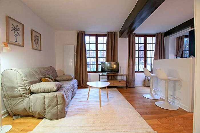 Appartement à louer - Vieux Marché-Cathédrale, Rouen - 1 pièce