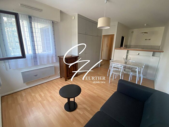 Appartement à louer - Ile Verte, Grenoble - 2 pièces - 1 chambre