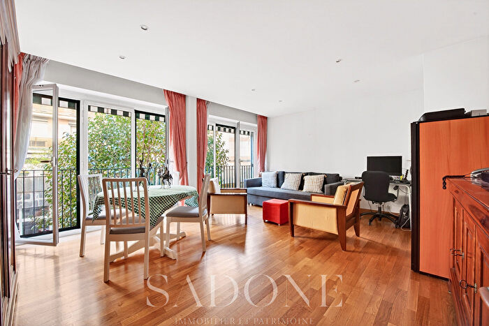 Appartement à vendre - Neuilly-sur-Seine, Plaine des Sablons - 2 pièces - 1 chambre