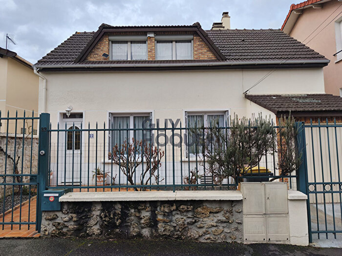 Maison à vendre - Vitry-sur-Seine, Centre-ville - 5 pièces - 3 chambres