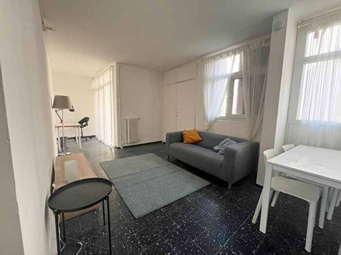 Appartement à vendre - Aix-en-Provence, Pont de Beraud - 3 pièces - 2 chambres