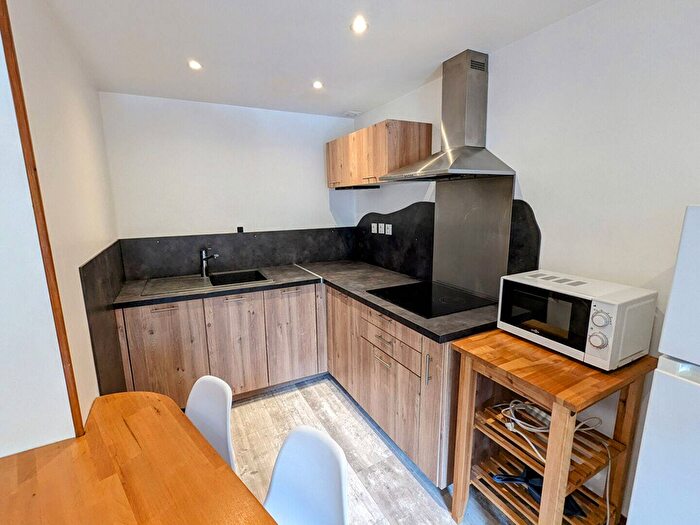 Appartement à louer - Le Bernay-Valfuret-La Rivière, Saint Etienne - 2 pièces - 1 chambre