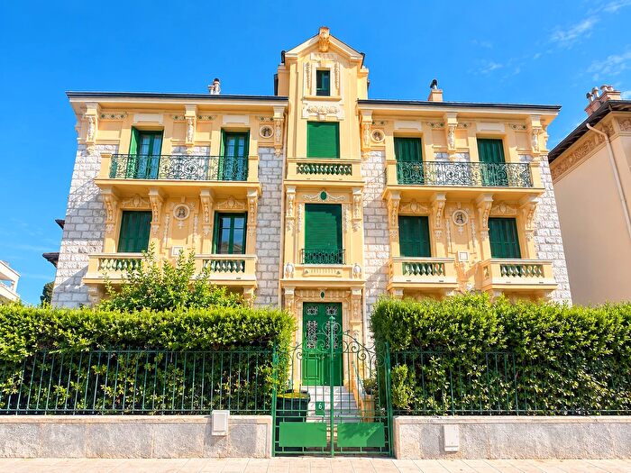 Appartement 4 pièces à vendre à Nice, Poètes