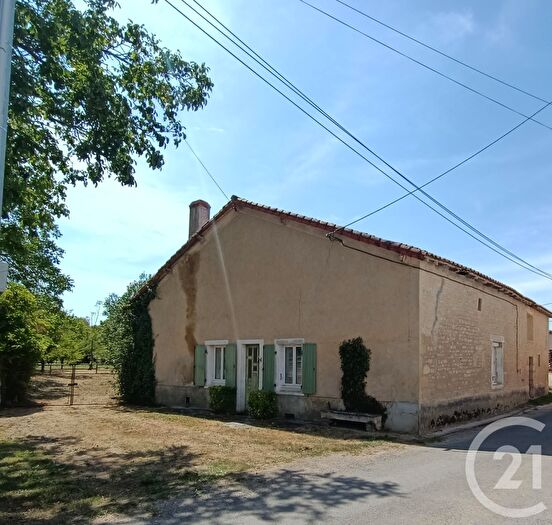 Fontenille-Saint-Martin-d'Entraigues : Maison 4 pièces à vendre