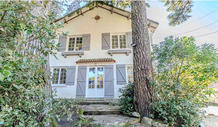 Maison à vendre - La Baule-Escoublac - 9 pièces - 6 chambres