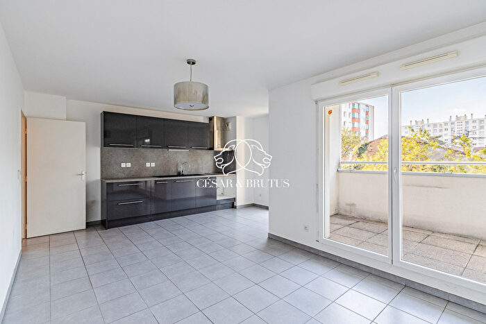 Appartement à vendre - Villeurbanne, Léon Blum, Bon Coin - 3 pièces - 2 chambres