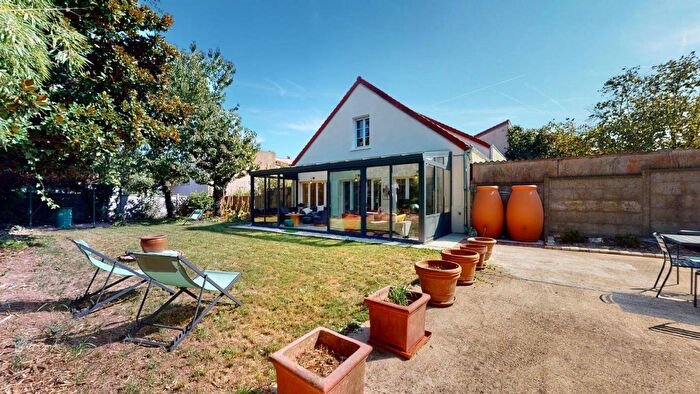 Appartement à louer - Delaune, Villejuif - 1 pièce - 10 chambres