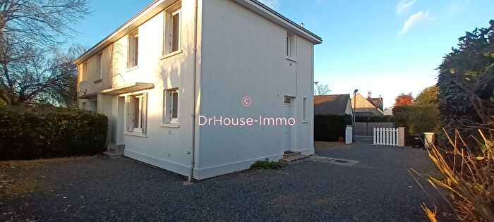 Maison à vendre - Noyant - 4 pièces - 3 chambres