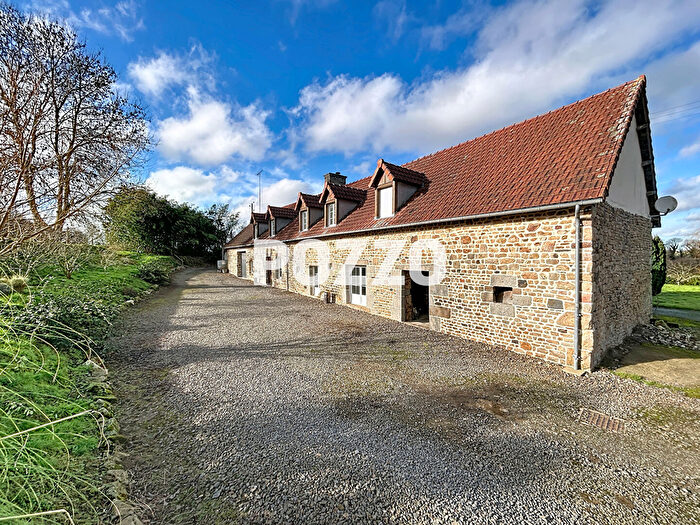 Maison 7 pièces à Le Tanu, à vendre
