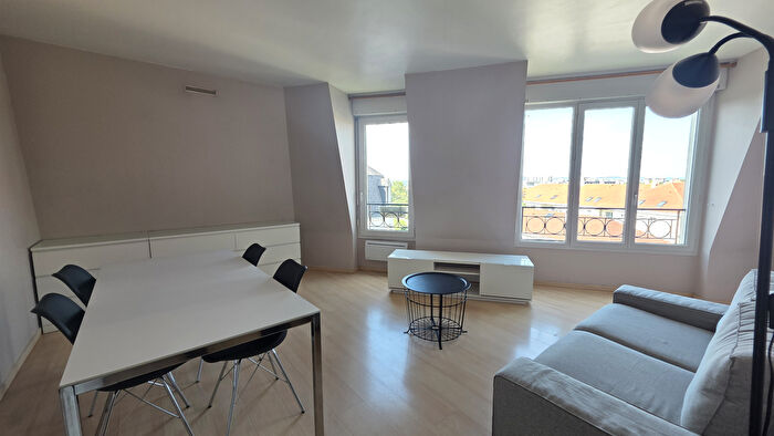 Appartement 2 pièces à louer - Rueil-Malmaison, Coeur de Ville